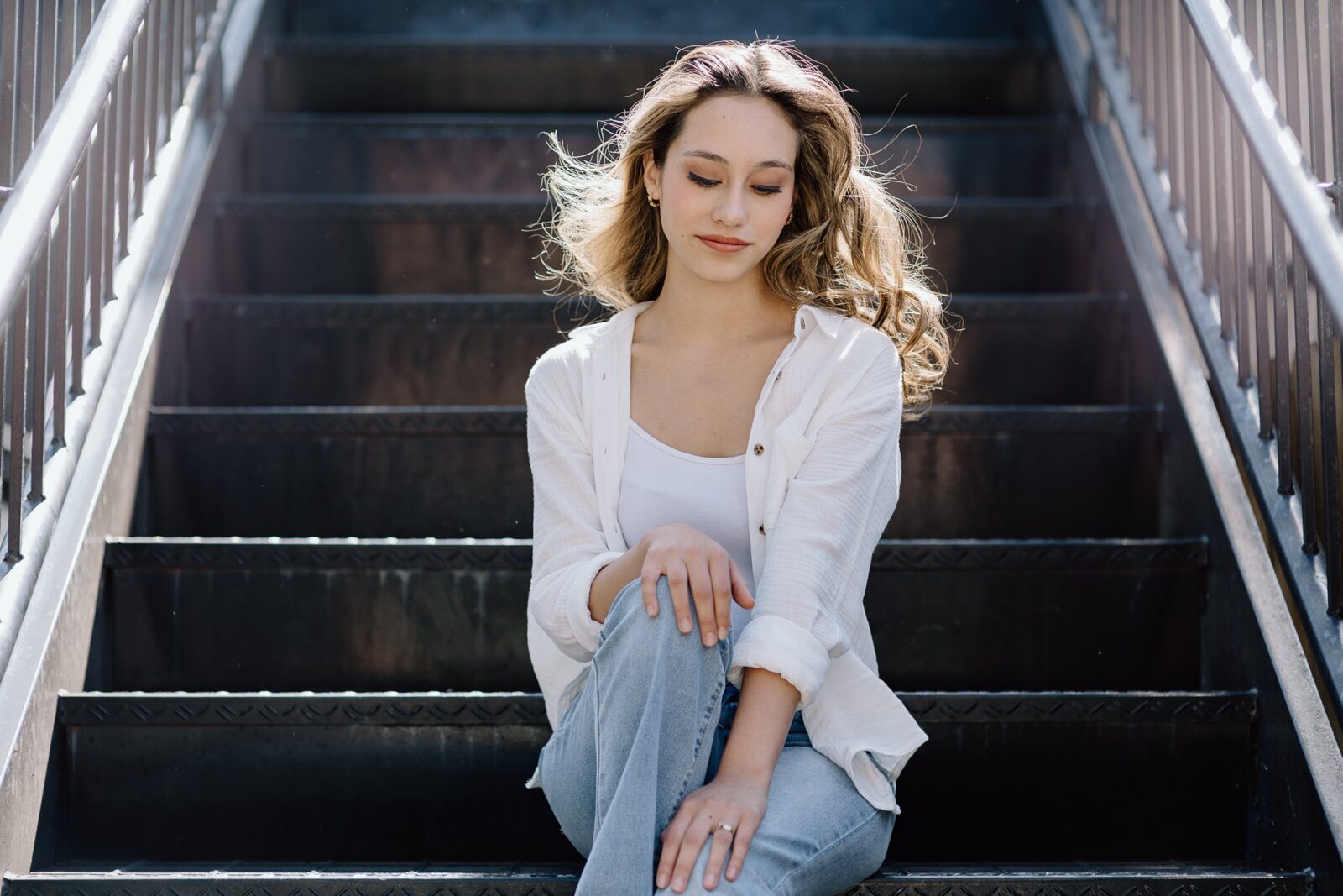 Bryanna's Senior Photos in Downtown Wheaton » Charity White Photography