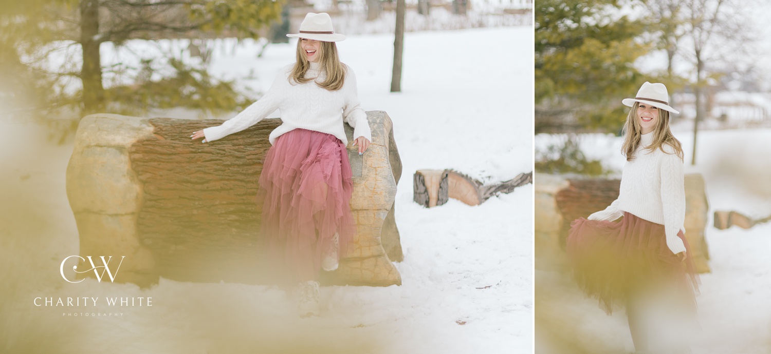 Winter Senior Photos in the Snow - Aurora IL » Charity White Photography