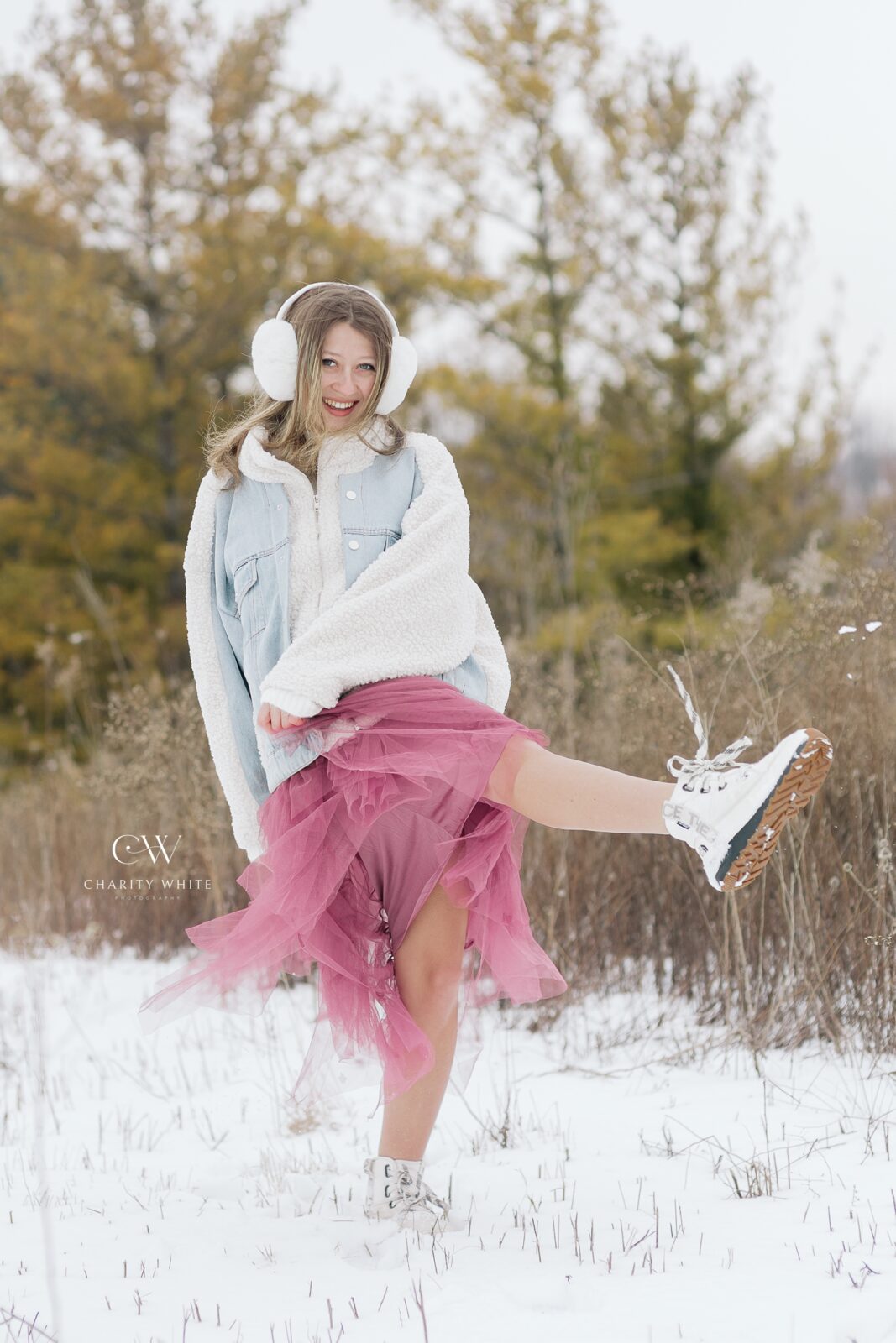 Winter Senior Photos in the Snow - Aurora IL » Charity White Photography